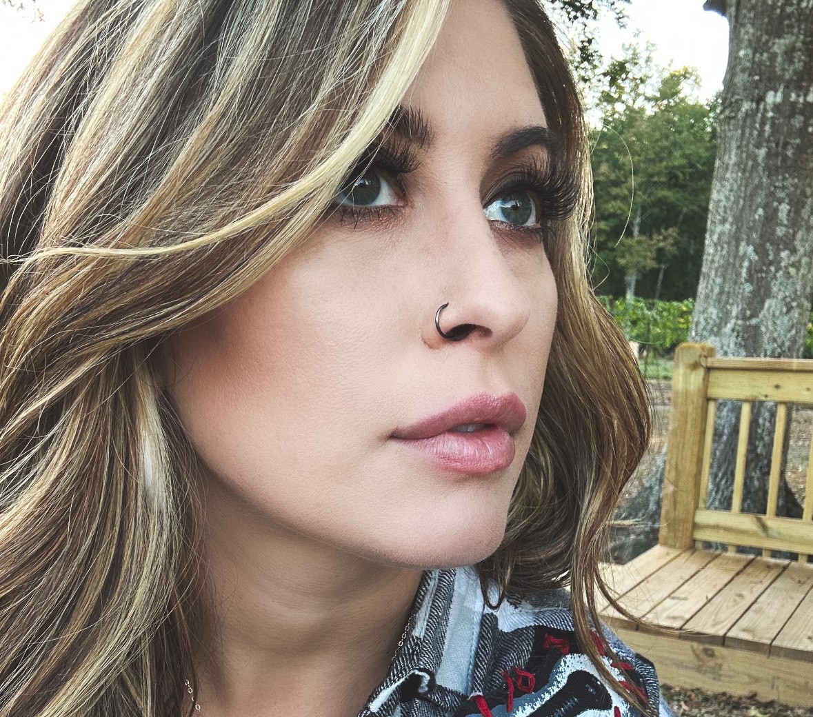 Singer Songwriter Jessica Meuse Joins MVK Music Group Roster - MVK ...